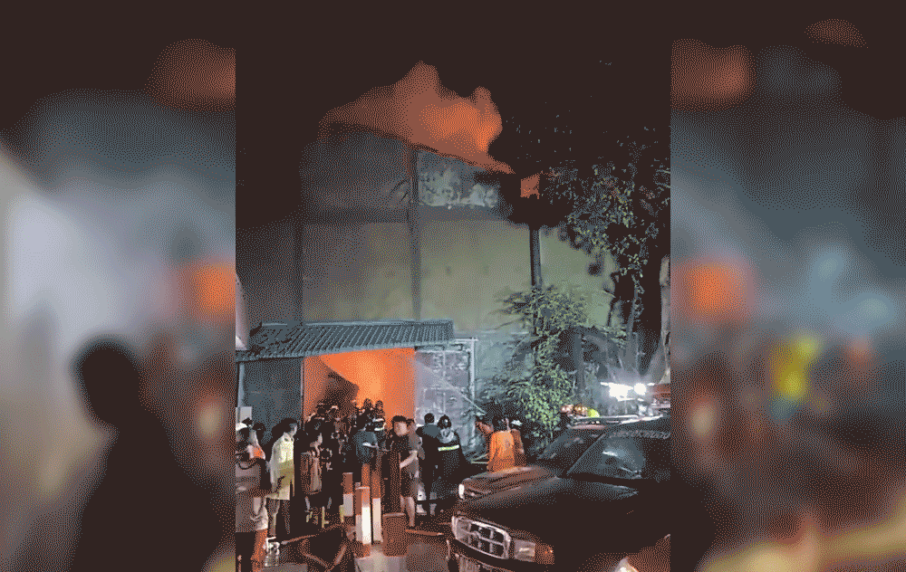 Burning Warehouse Collapses On Bangkok Firefighters Injuring 7 Coconuts