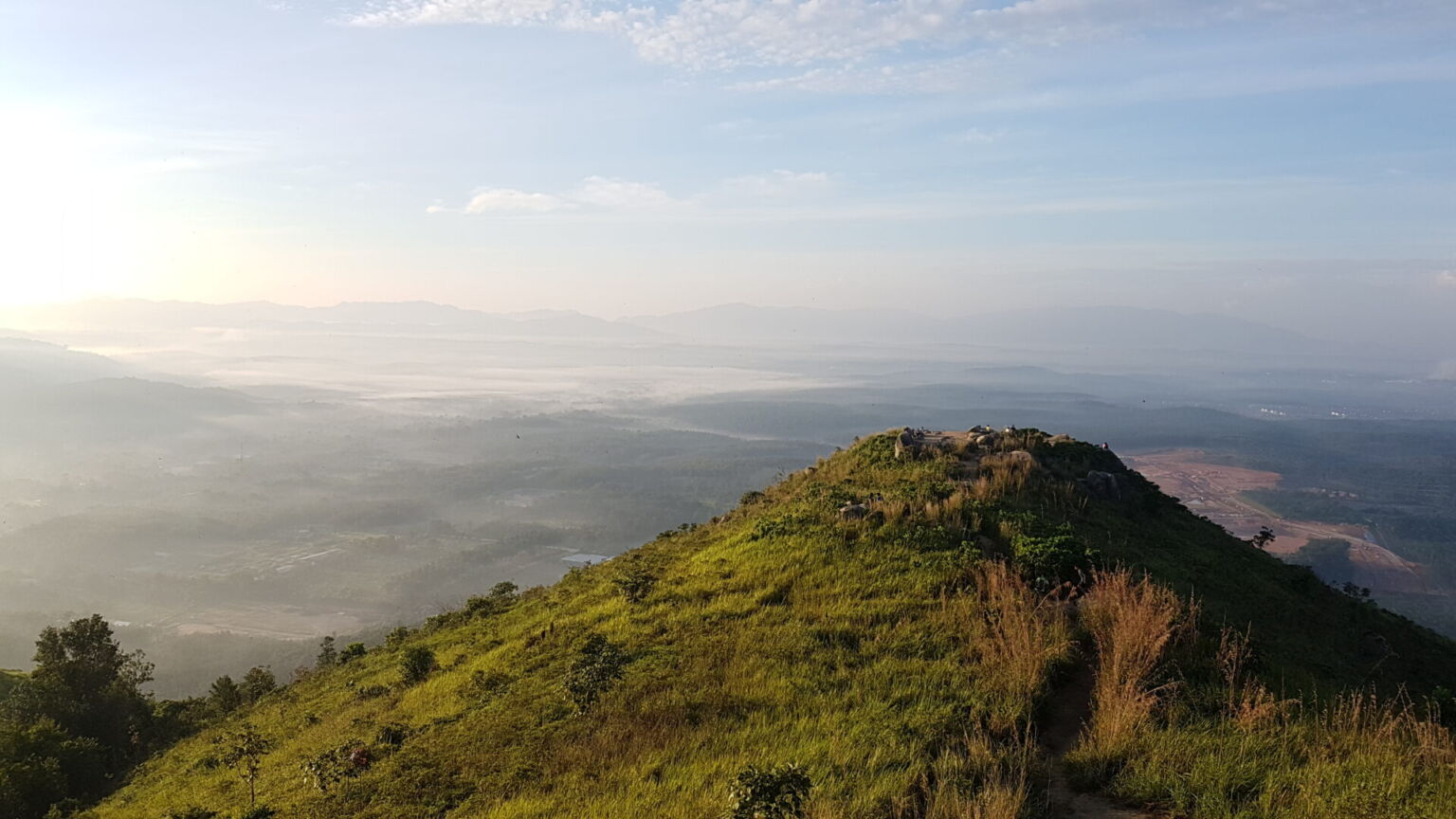 7 Breathtaking Hiking Trails in Klang Valley That Will Leave You in Awe ...