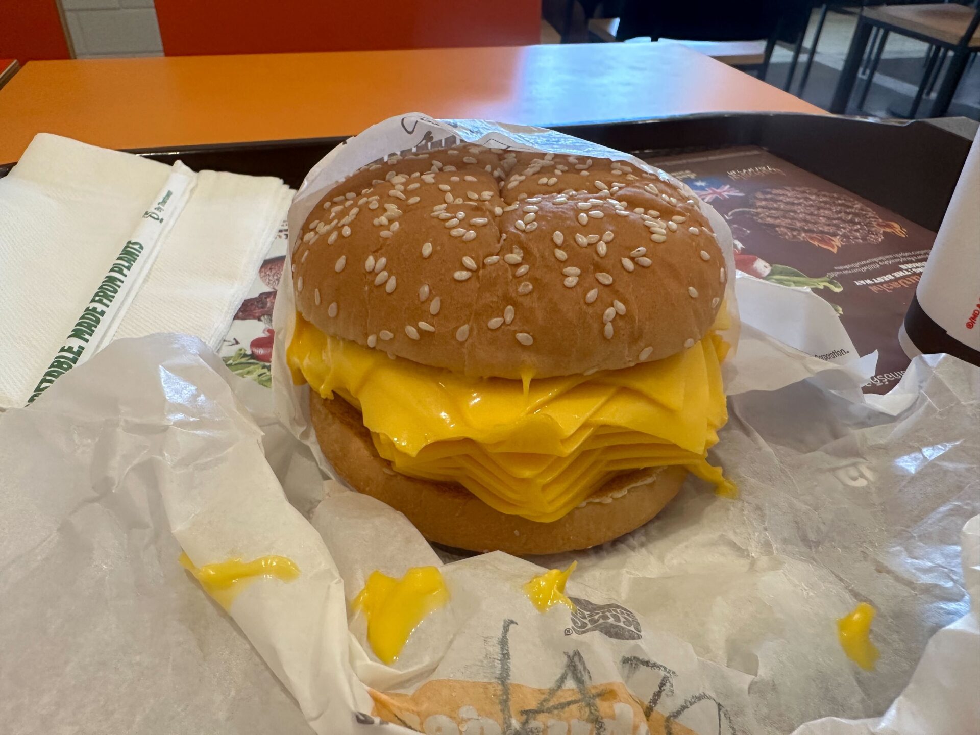 I ate Burger King’s ‘real cheese burger’ and now must warn you | Coconuts
