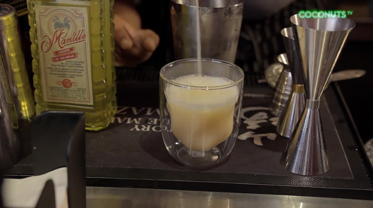 How to make a Pinoy cocktail with... Manille Liqueur de Dalandan ...