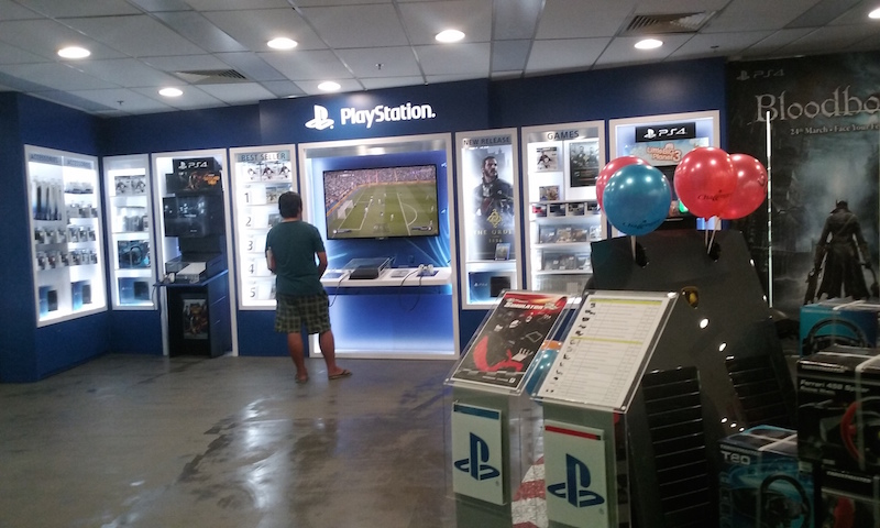 Challenger’s revamped megastore is a haven for Android users and gamers ...