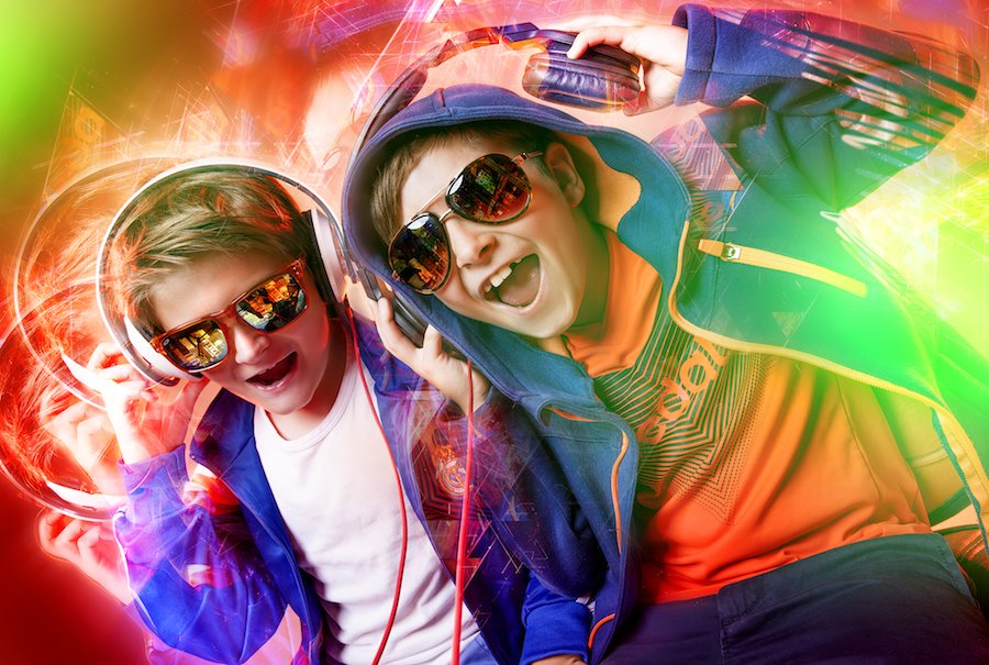 Make yourself the masterpiece with a free funky photo shoot at Asia ...