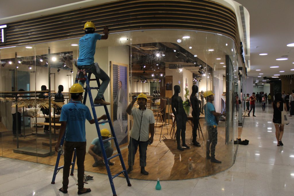 A day at Yangon's brand-new, half-finished shopping mall | Coconuts