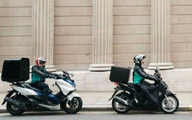 Apparently, you can make $3k to $4k a month as a Deliveroo rider | Coconuts